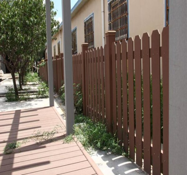 30 Mẫu Tường Rào Cổng Ngõ Đẹp, Hiện Đại, Tân Cổ Điển
