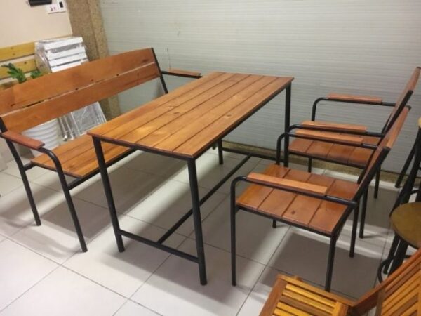 [Chọn lọc] 15 Mẫu ghế sắt đẹp, giá rẻ, được ưa chuộng nhất